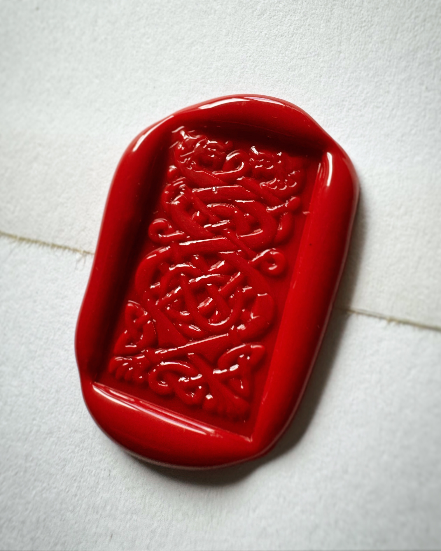 Exclusive Heypenman design - Celtic Dragon wax seal
