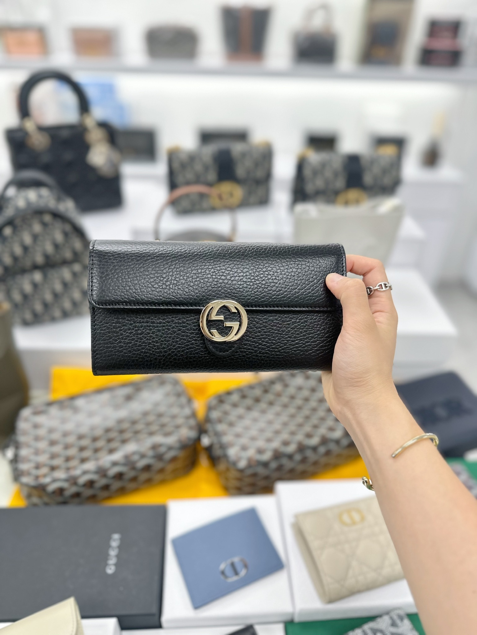 Outlet Gucci Interlocking Long Wallet