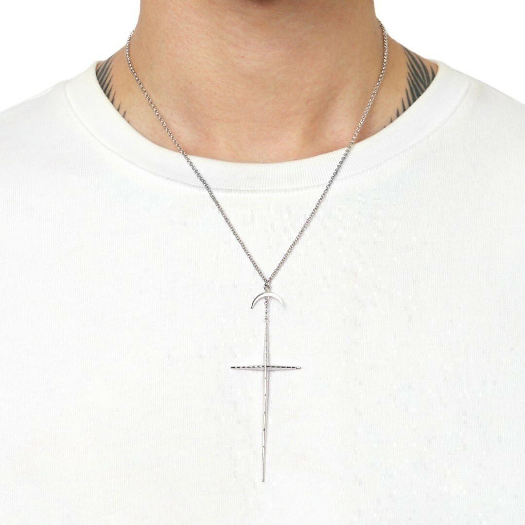 Fe3c 彎月 十字架項鍊 Bling Bling Cross Necklace