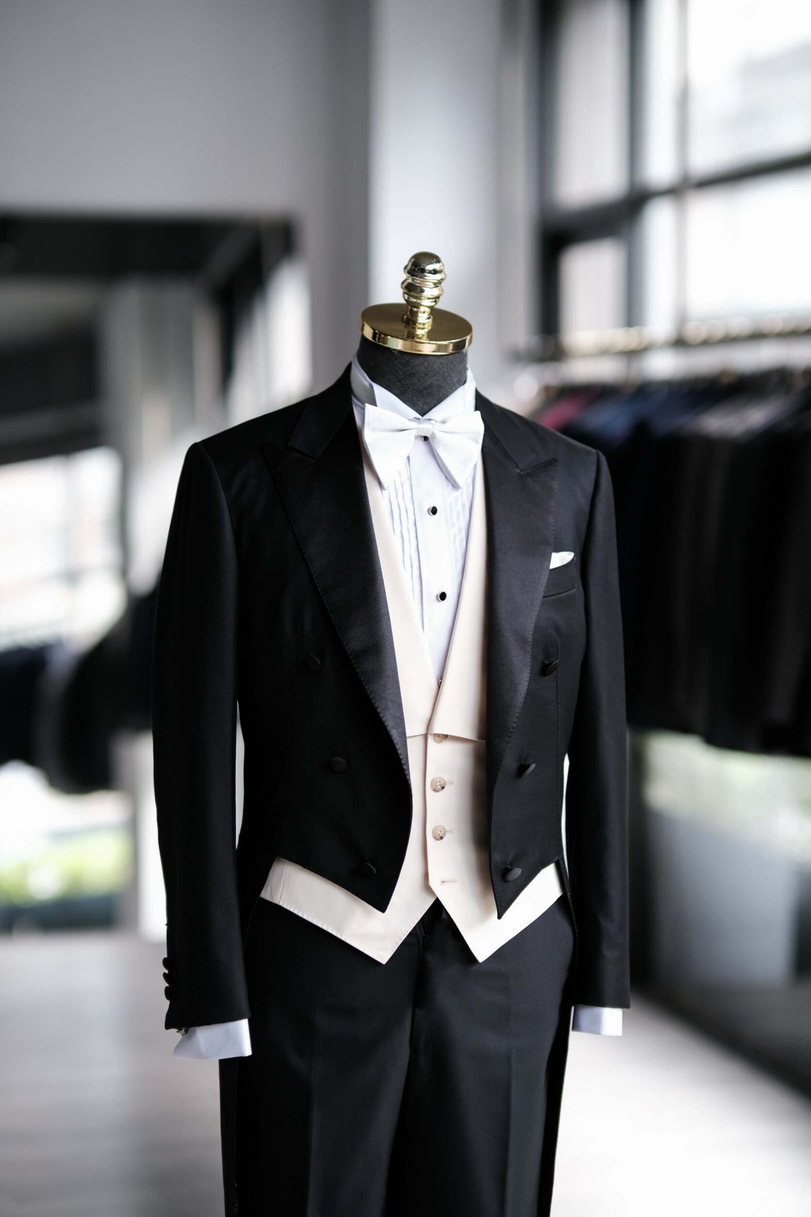 REDA Cosmopolitan full dress tailcoat