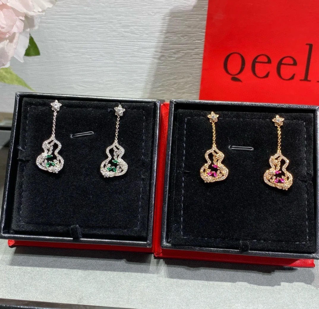 Qeelin Earrings