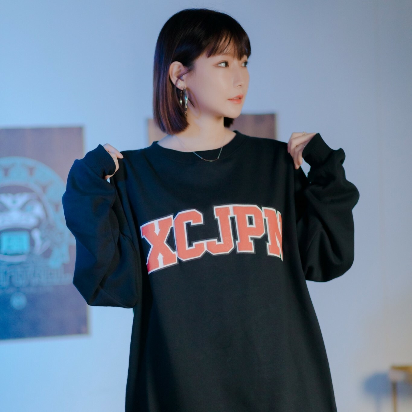 XCTRL 學院風發泡字大學T-黑