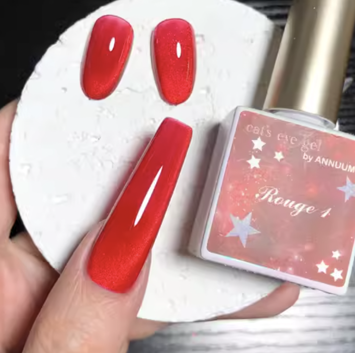 Rouge Cat's Eye Gel Rouge 1