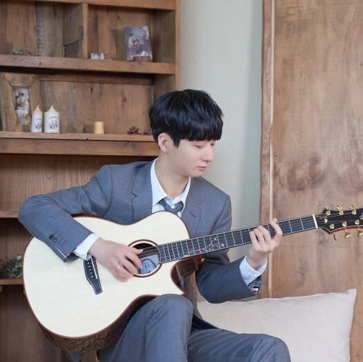 NAGA S-80 GAC Sungha Jung 鄭晟河簽名款
