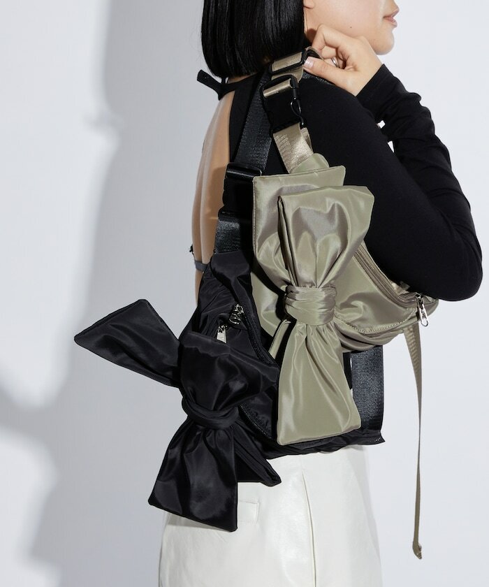 OUTDOOR PRODUCTS / Pocket Ribbon Shoulder Bag