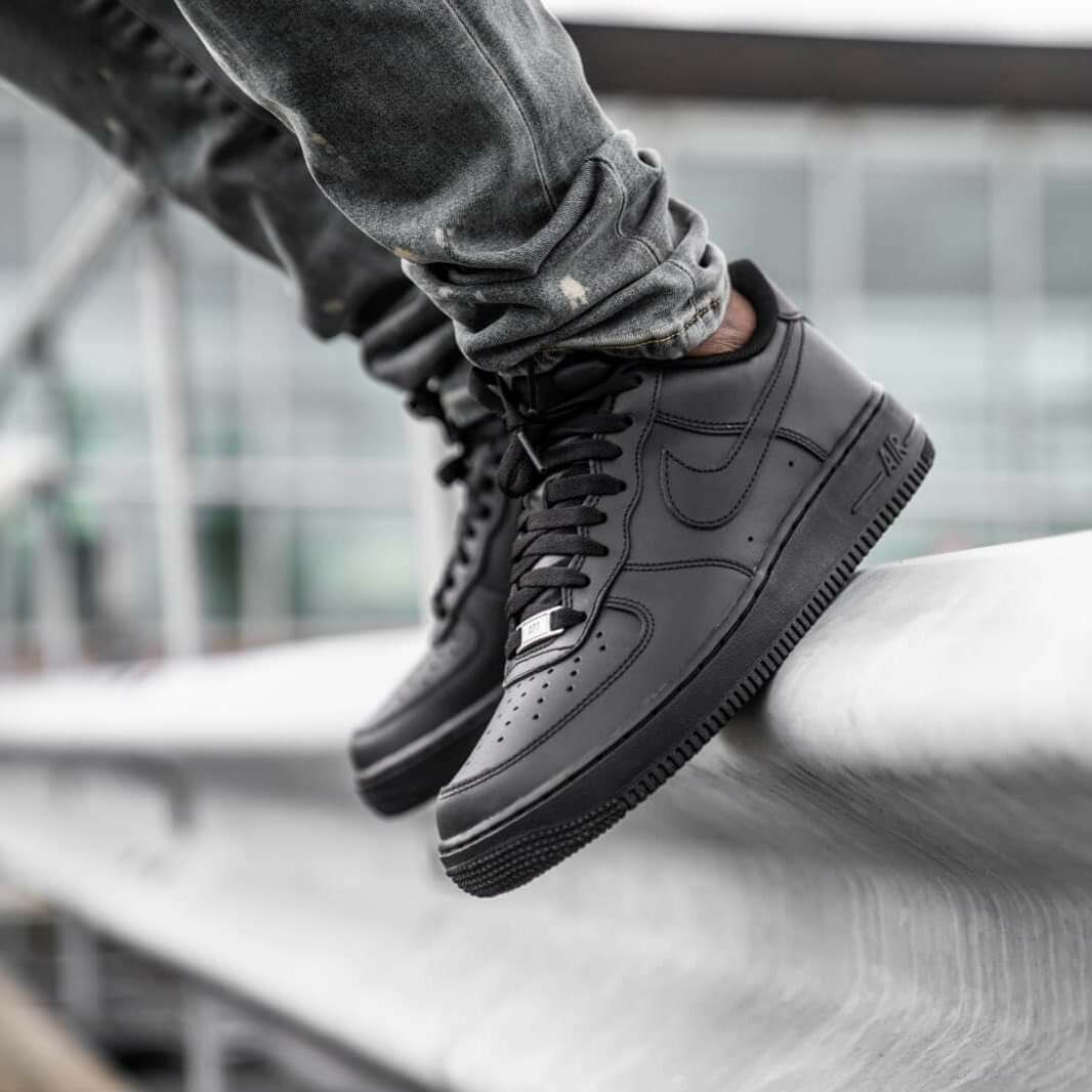 NIKE AIR FORCE 1 LOW "TRIPLE BLACK" AF1 黑武士 全黑