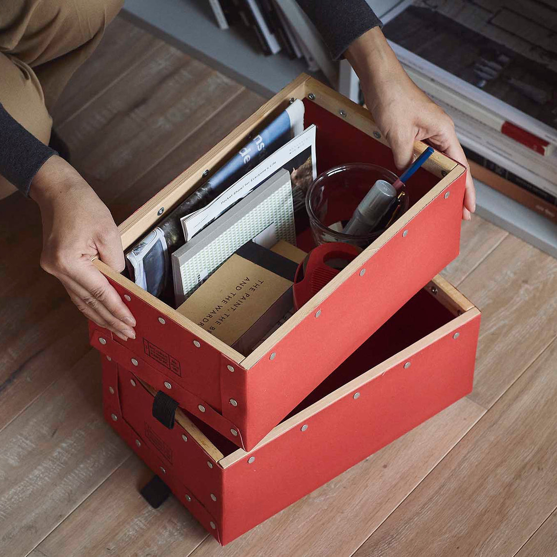 PUEBCO WELDER PAPER STACKING BOX 紅鋼紙收納盒