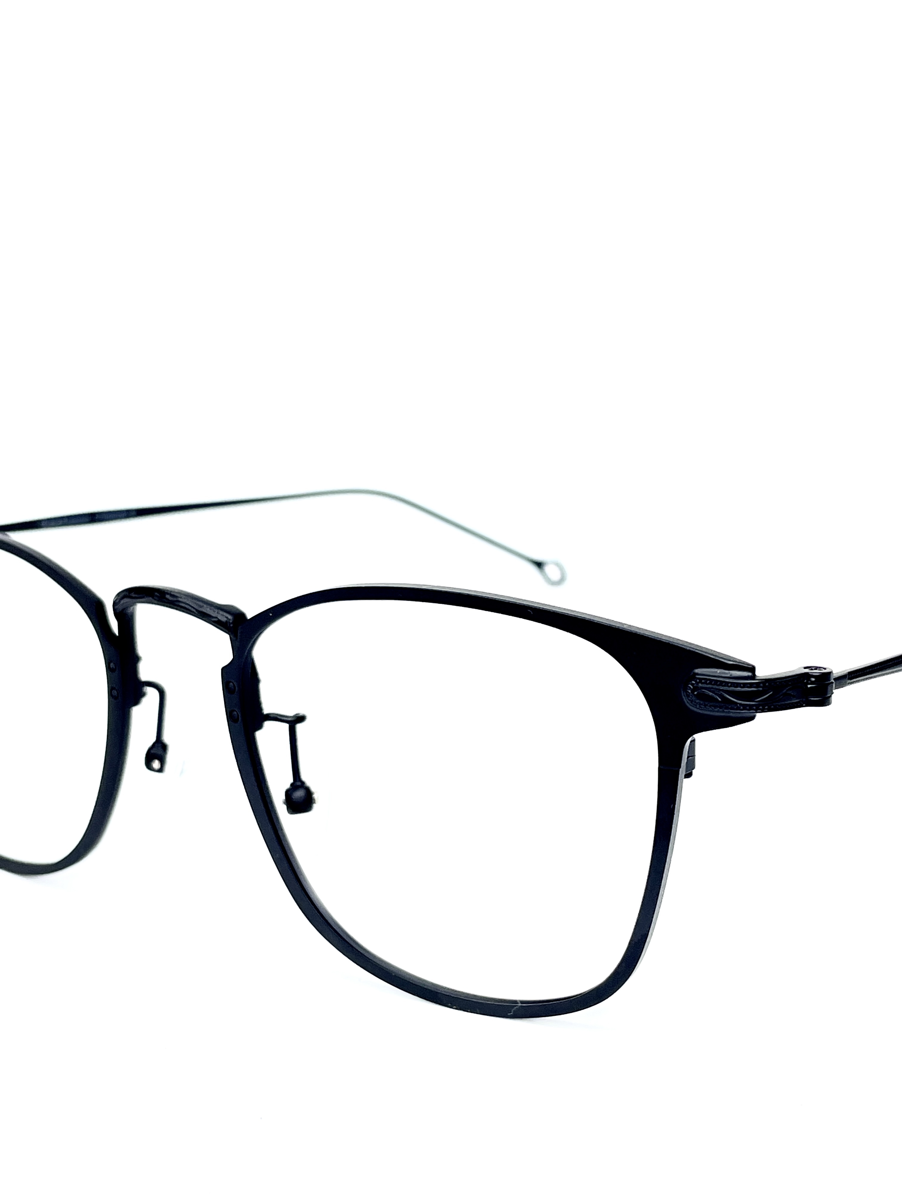 TITANIUM IP 88009 消光黑