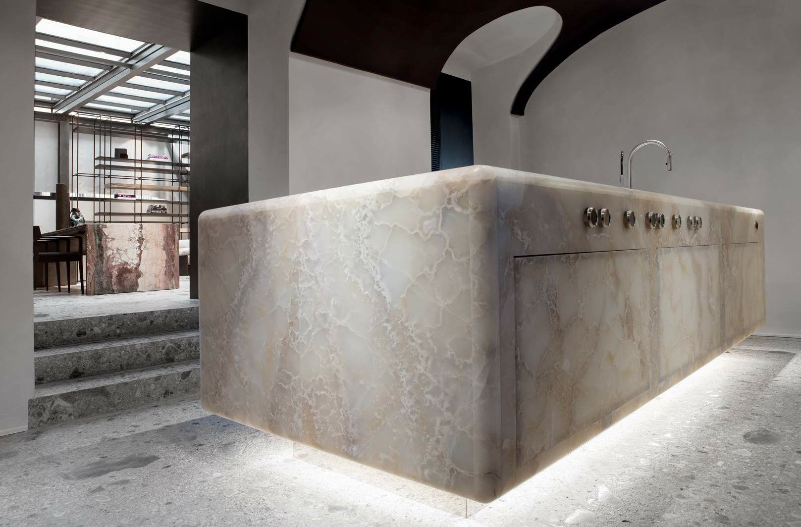 Henge - 卡希納獨家代理