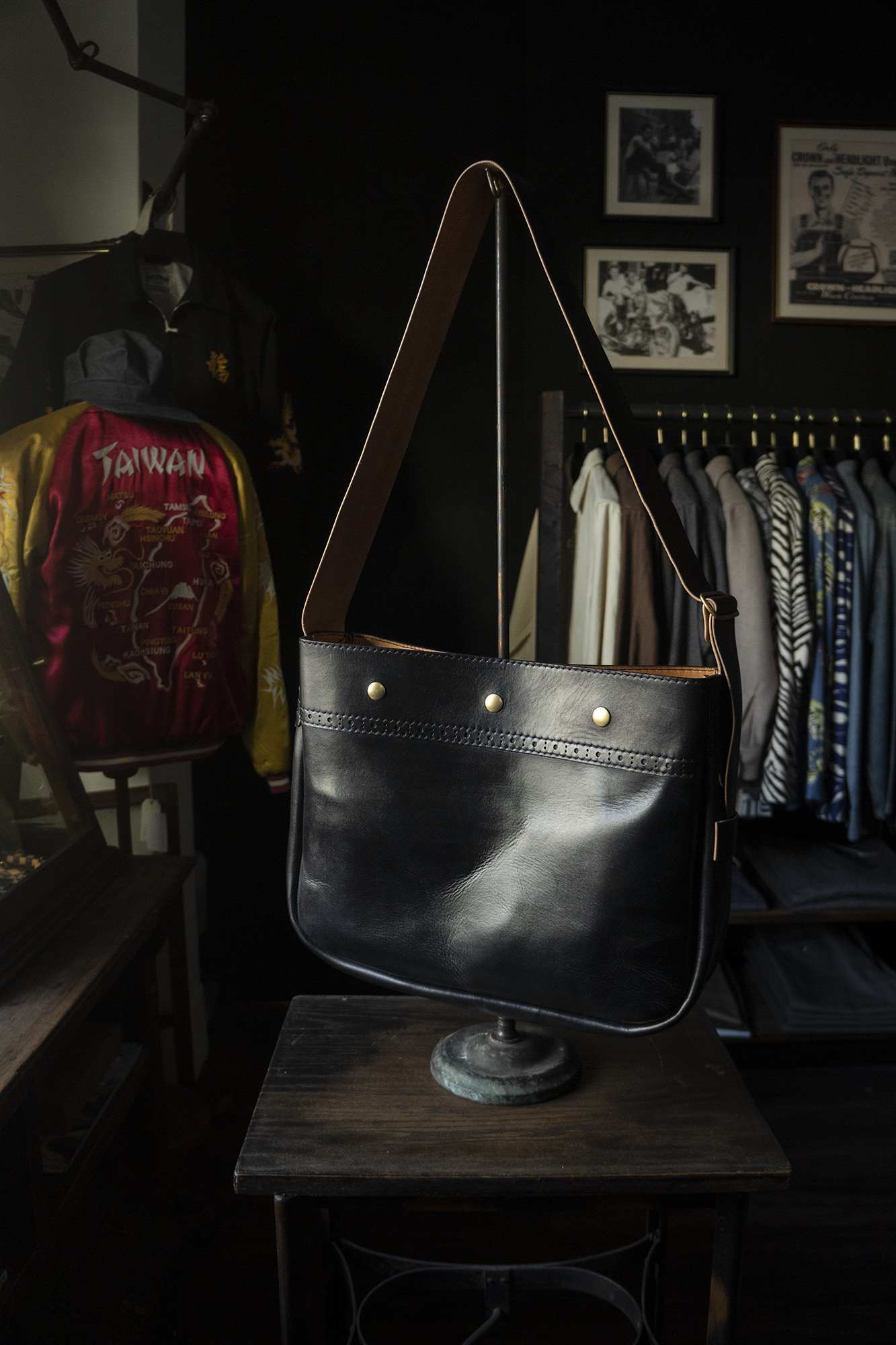 LEATHER NEWSBOY BAG