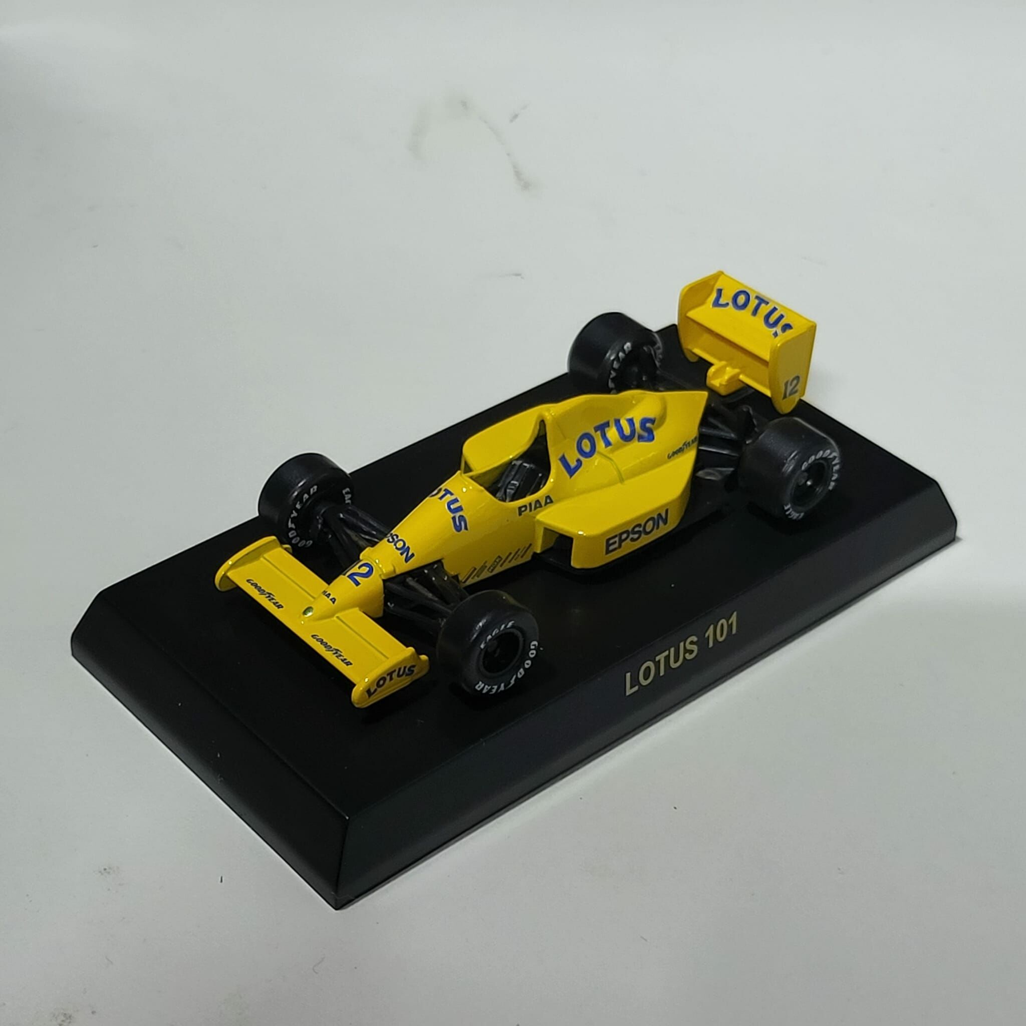Kyosho 1:64 Lotus F1 101 #12