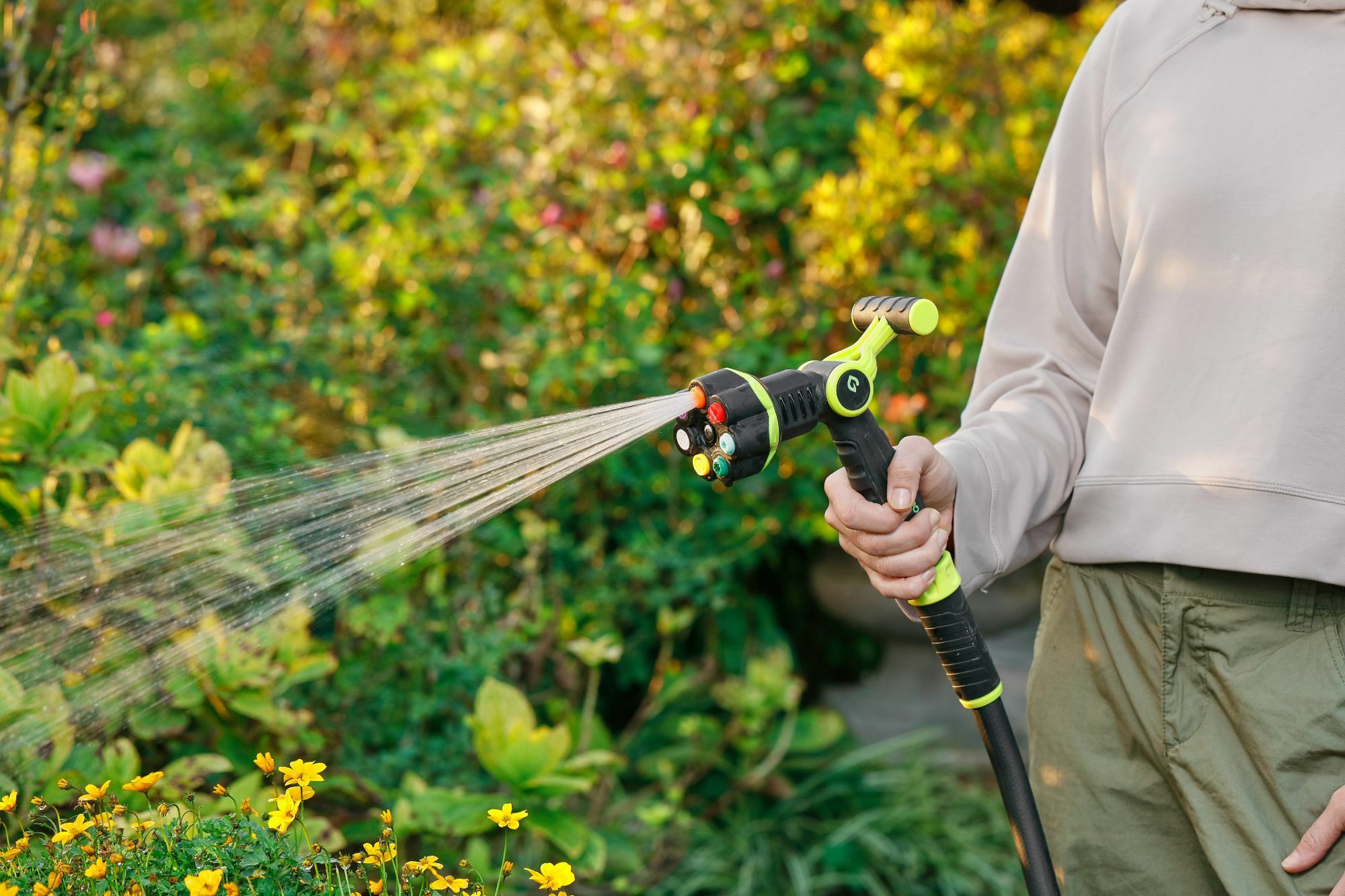 6 Reasons to Use Custom Garden Spray Nozzles