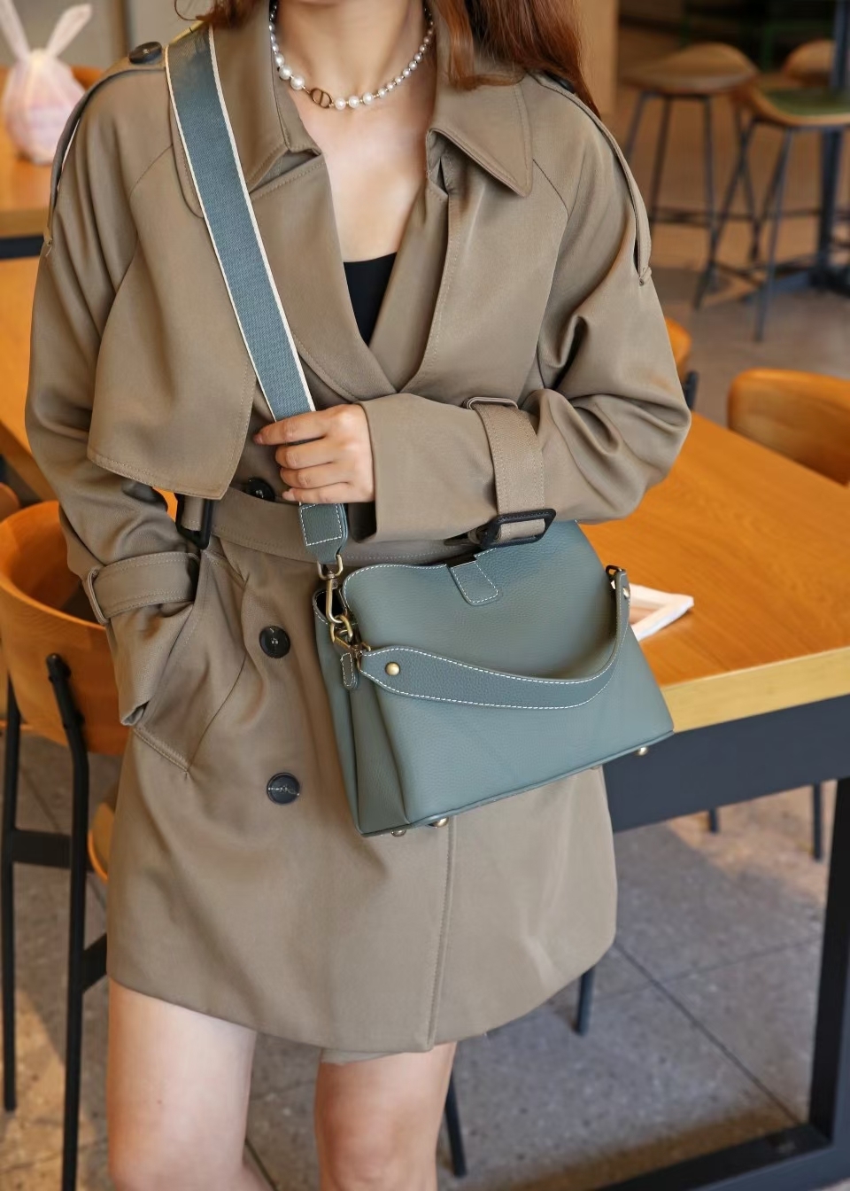 D1208 - 时尚气质高级手提包 #PUleather #crossbodybag