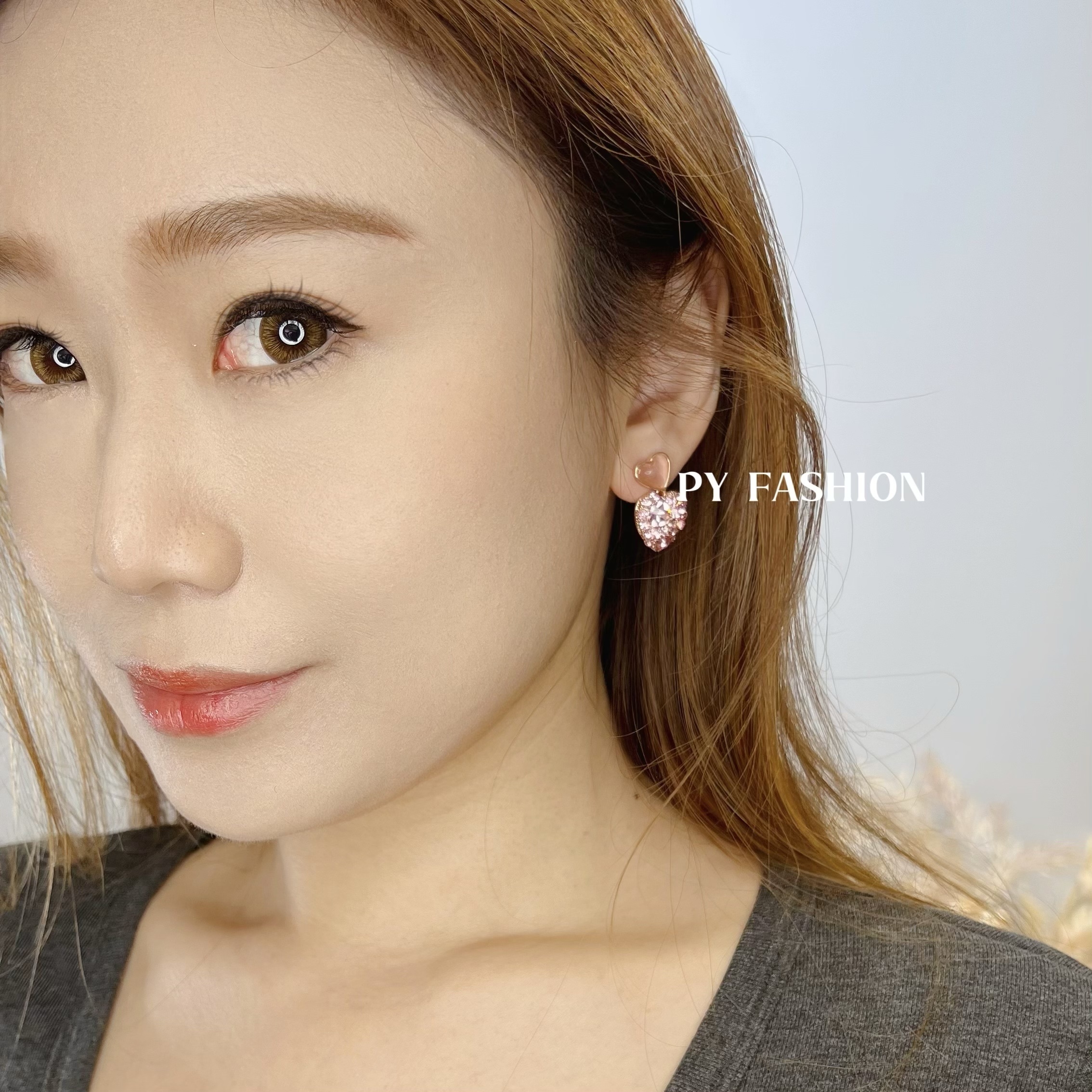 PY0206 CAT EYE HEART SHAPE BLING BLING EAR RING