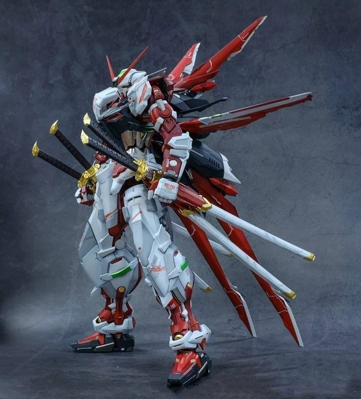 Unassembled Nillson Work Red Frame gundam , 2.0 version