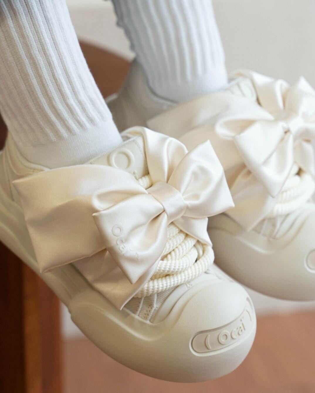 代購 Ocai 002 smile 開口笑+蝴蝶結組 休閒帆布鞋 奶油白 男女同款