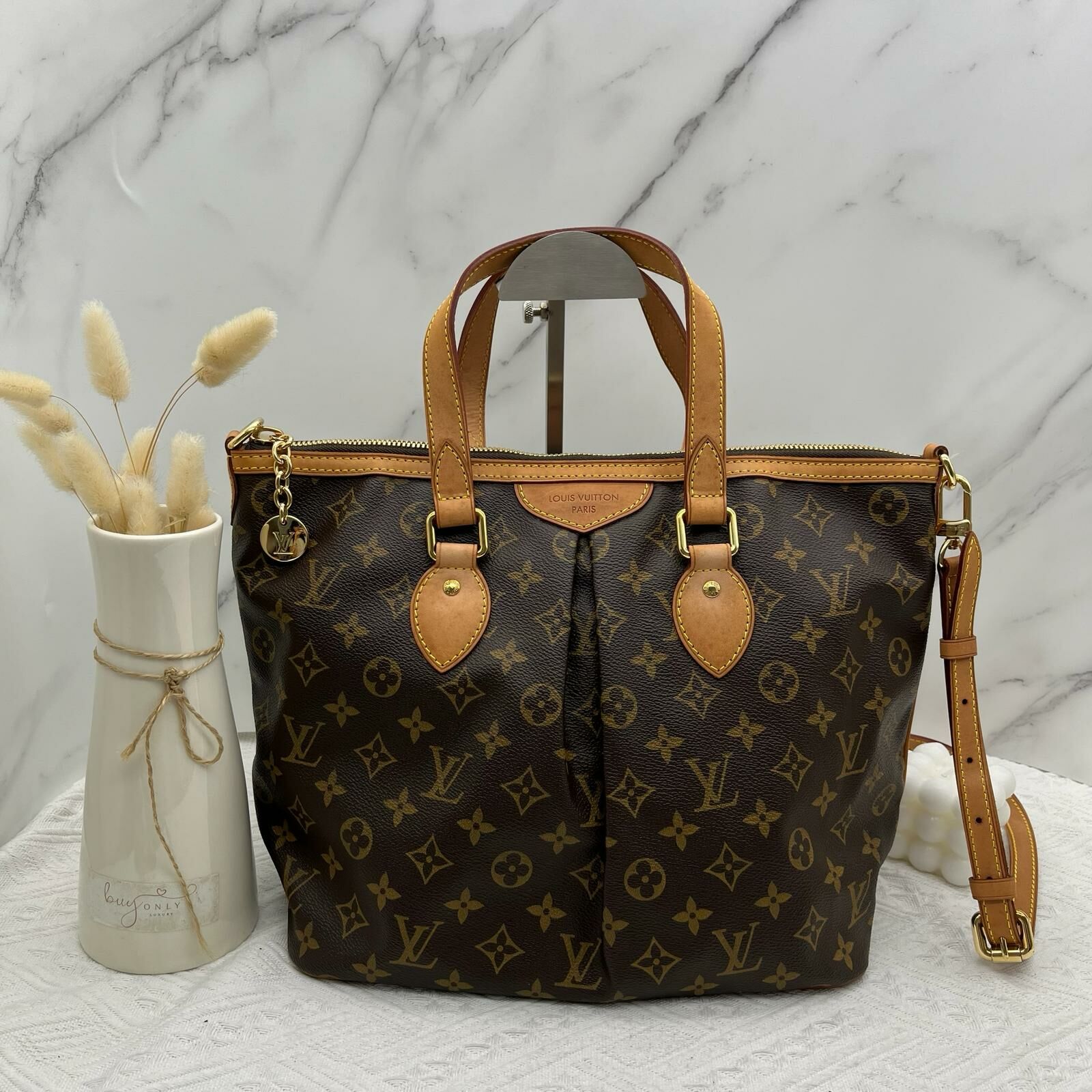 LV Monogram Palermo PM