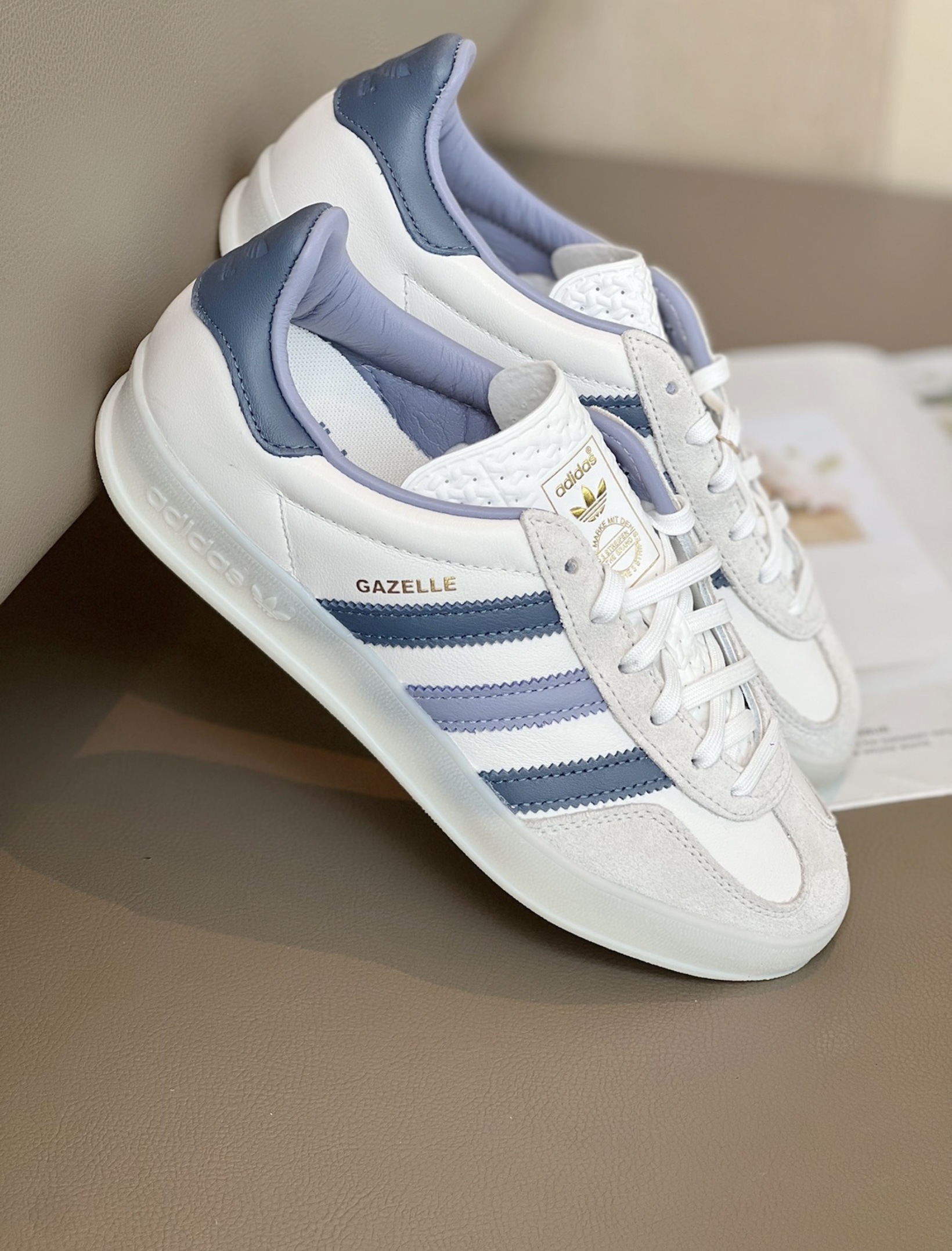 Adidas, Gazelle Indoor, Cloud White / Preloved Ink Mel
