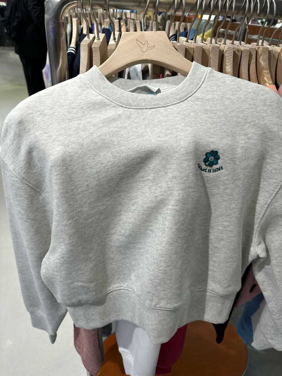 [K] MARK GONZALES WHAT IT ISN'T WOMEN'S SMALL FLOWER LOGO LONG SLEEVE ...