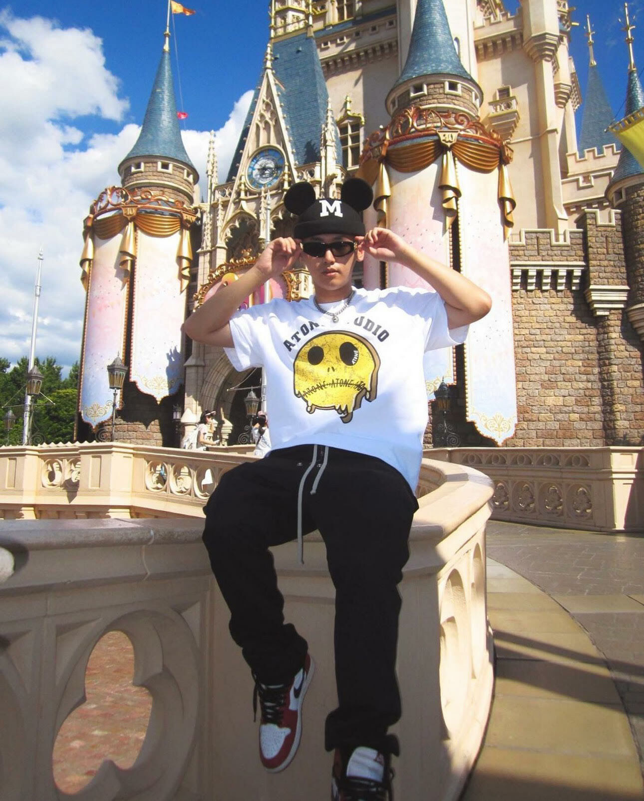 "THE ATONE FACE" RETRO