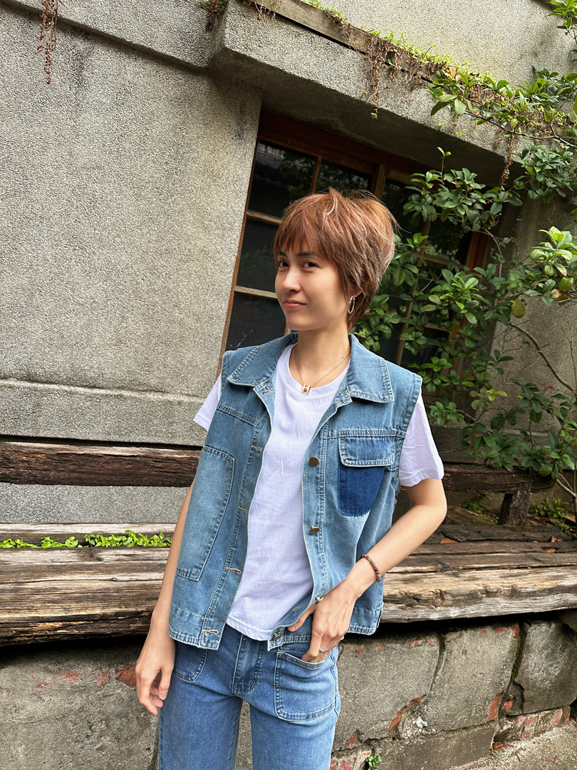 Hi Sisters 愛自己女裝 |給妳有型的牛仔背心|