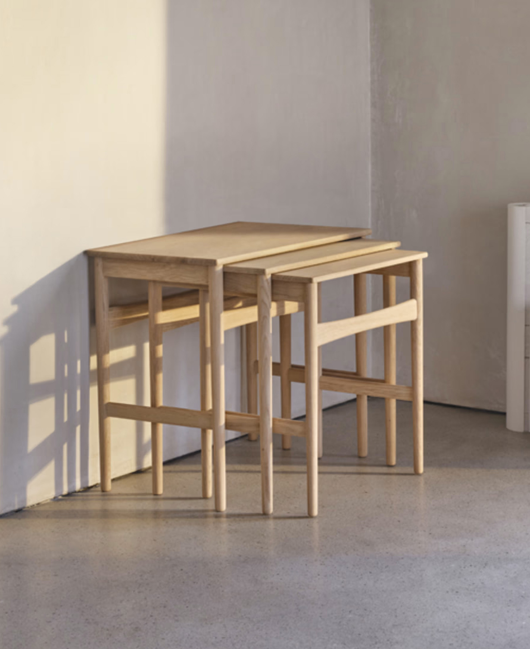 CH004 Nesting Tables 三件茶几組