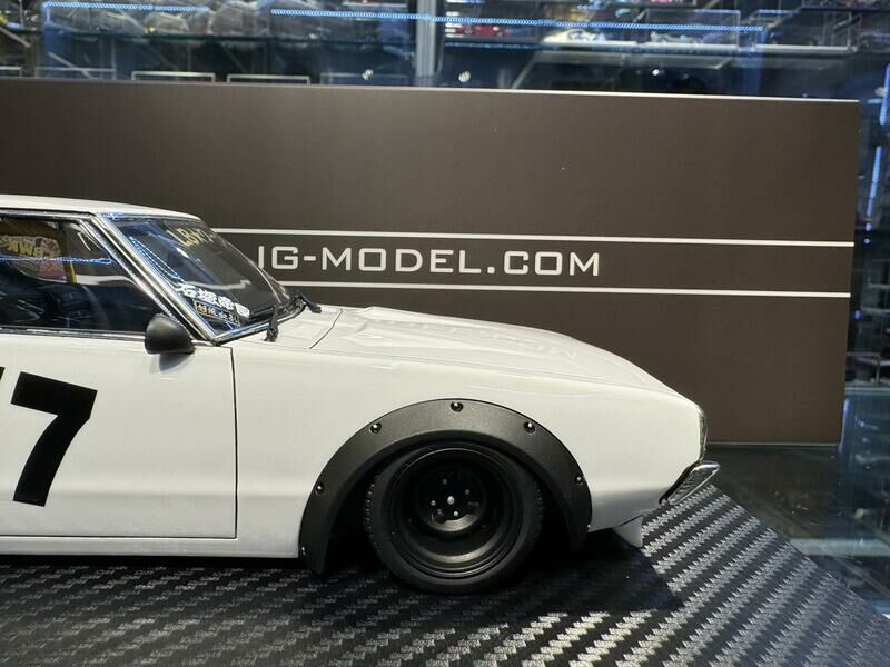 Ignition IG3218 LB-WORKS Kenmeri 2Dr White 1/18 (Resin) Ignition IG3218 LB-WORKS Kenmeri 2Dr White 1/18 (Resin)