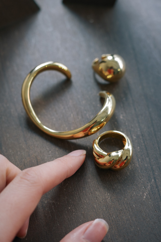 Ring: Rounded & bold (GOLD)