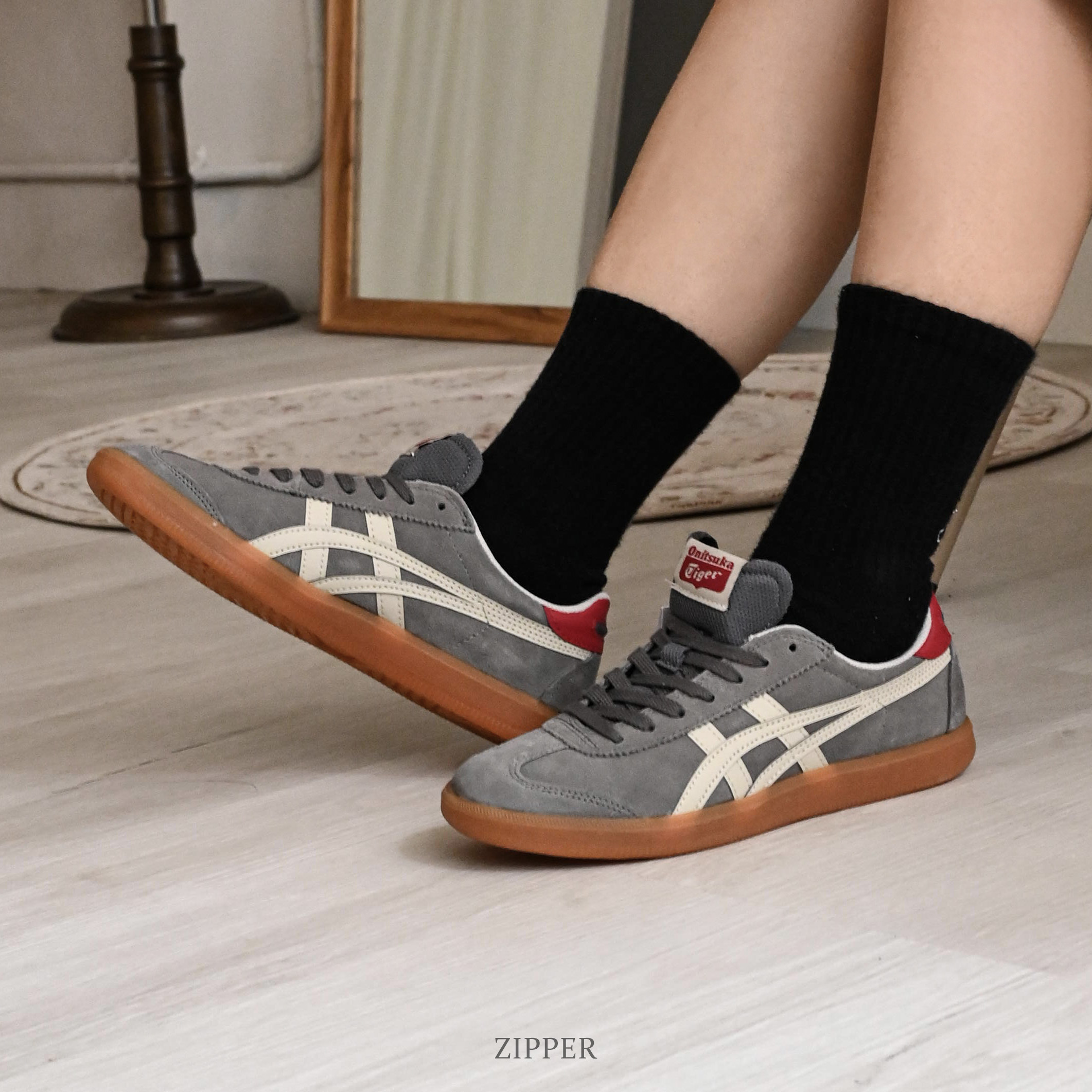 Asics Onitsuka Tiger Tokuten 鬼塚虎 灰紅