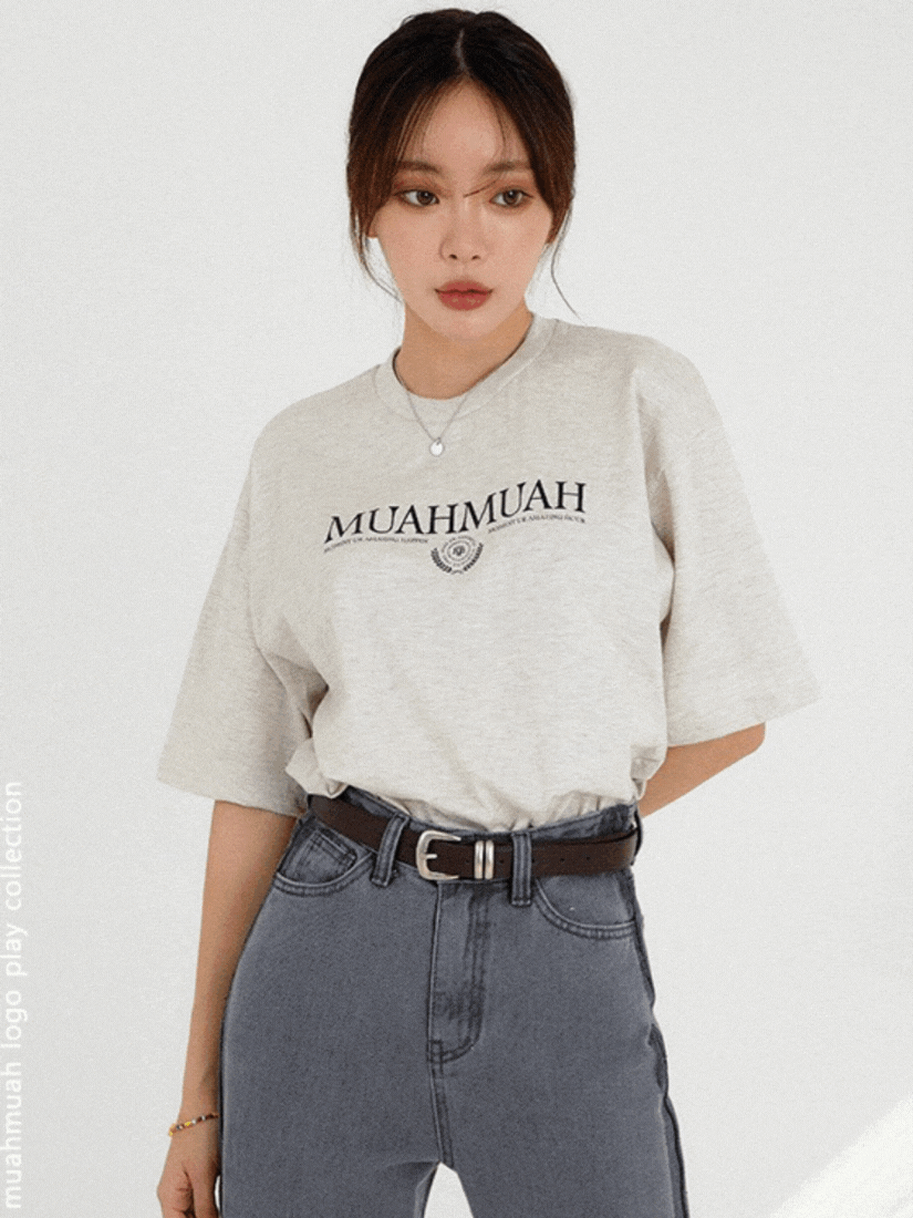 [MUAHMUAH] MUAH LAUREL ONE POINT HALF T-SHIRT (2 COLOR)