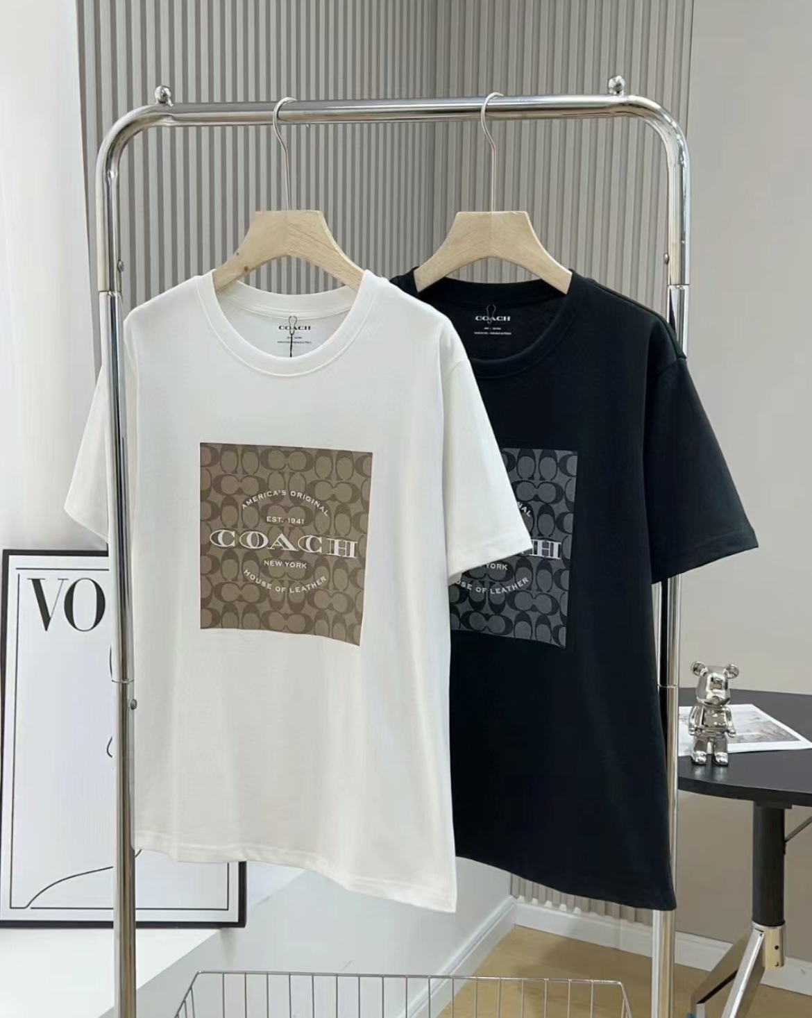 COACH SIGNATURE TEE