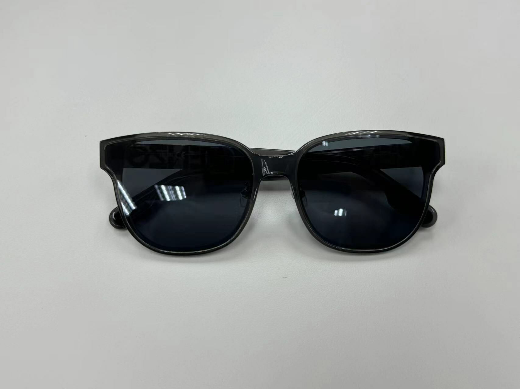 KENZO BLACK AND GREY FRAMES SUNGLASSES KZ40088F
