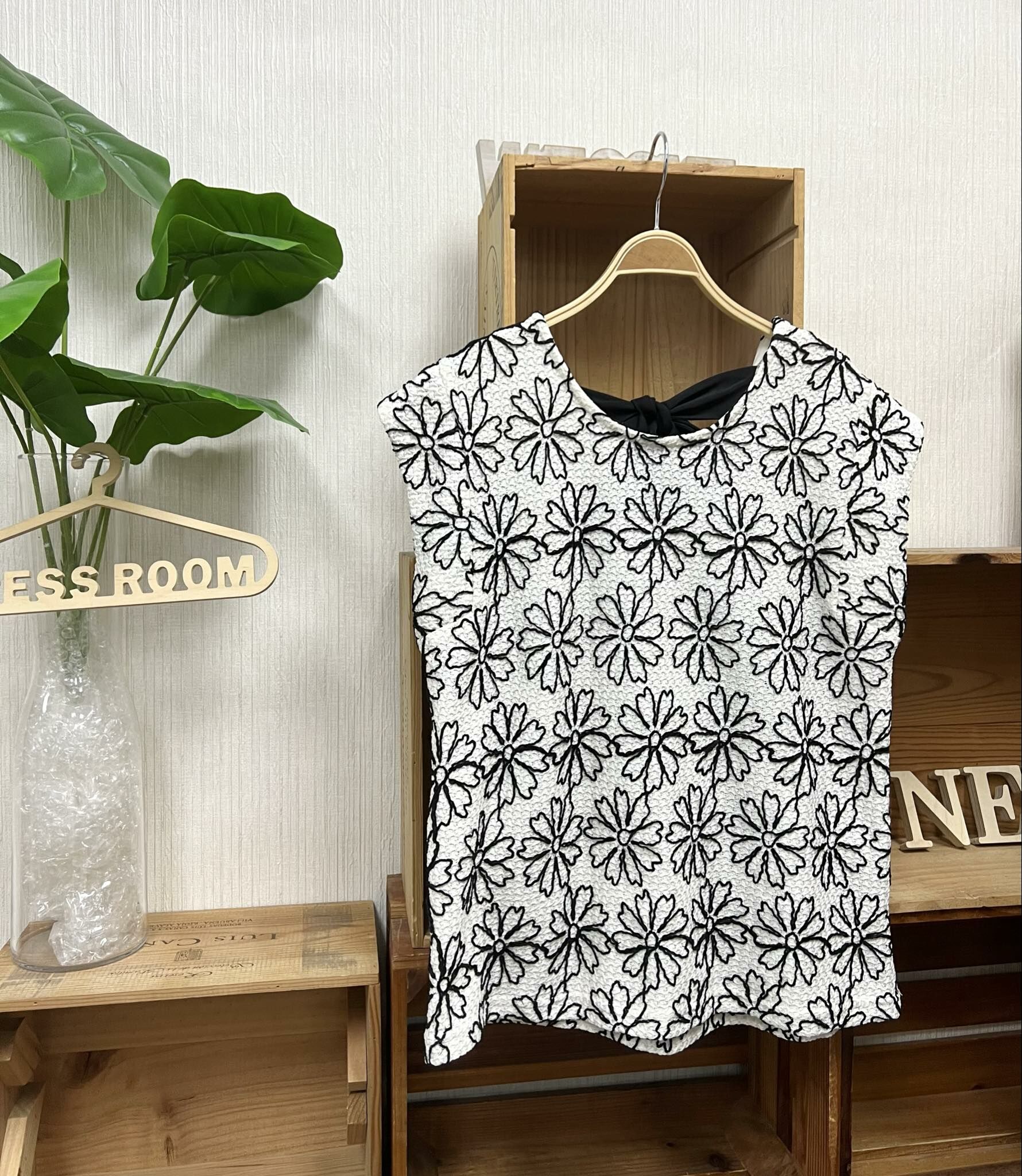 [ 韓國直送 ] M25983 FLOWER PATTERN TOP