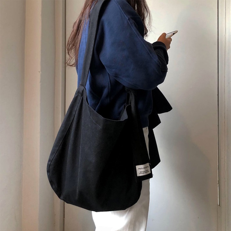 Mucu and Ebony 3-Way Cozy Bag