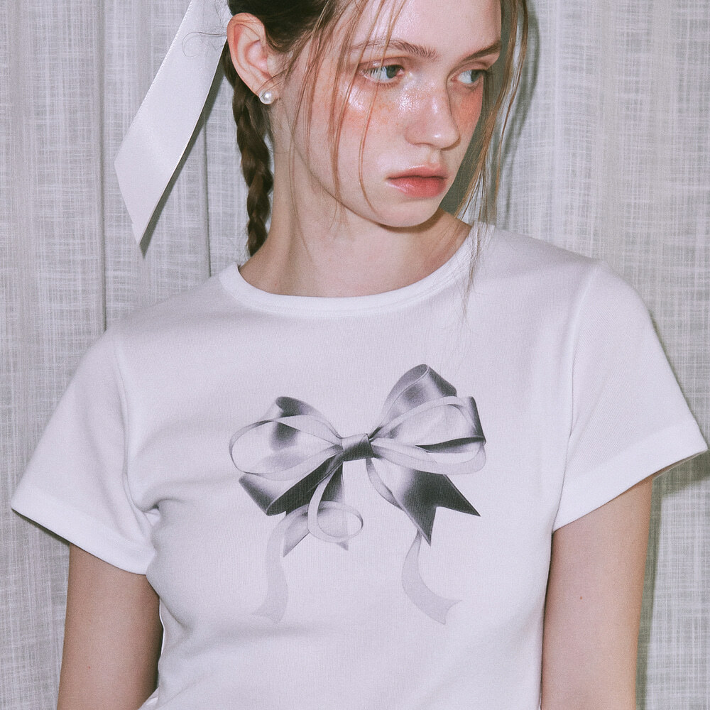 RONRON DOUBLE RIBBON SLIM CROP T SHIRT WHITE SILVER