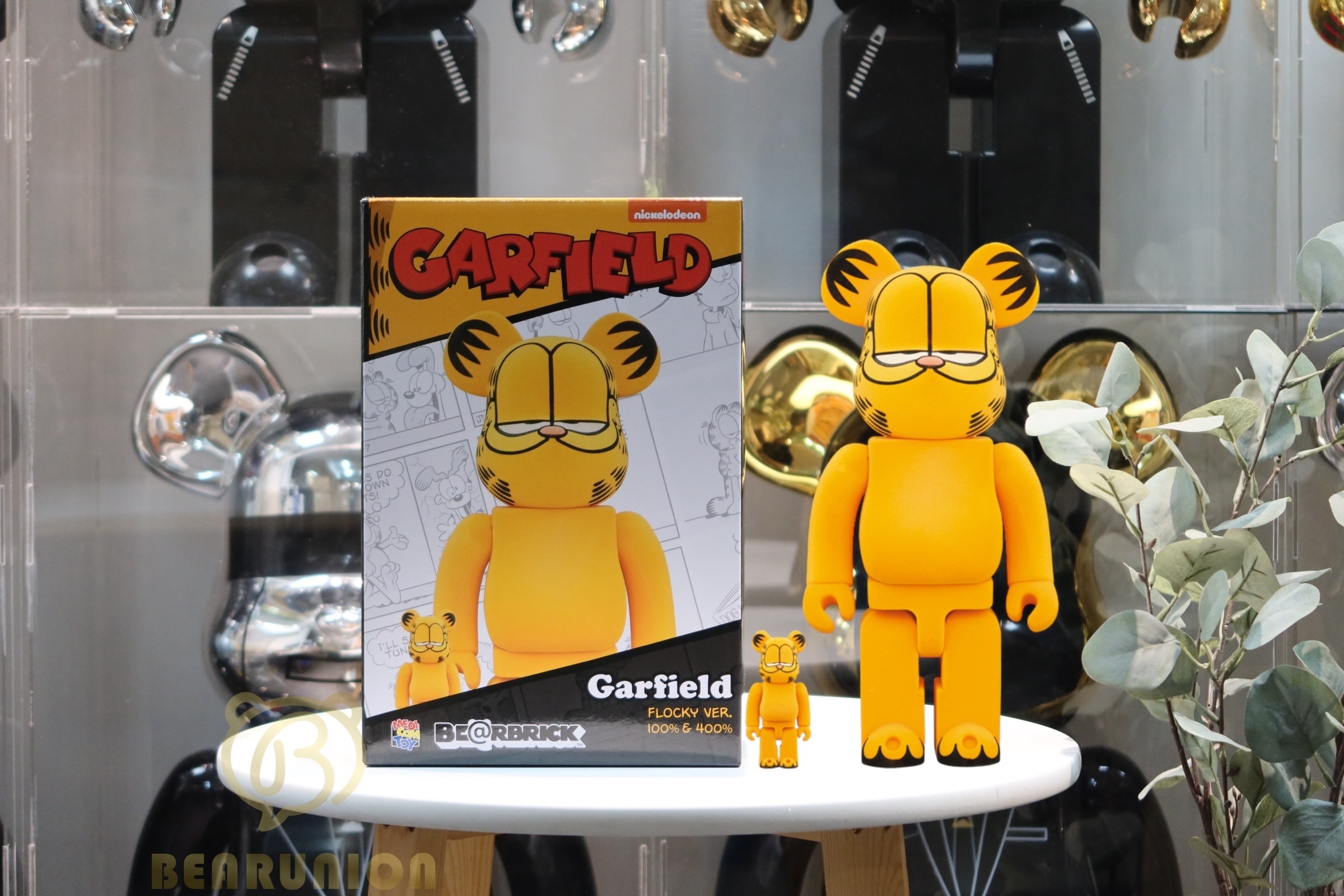Bearbrick 400% 100% GARFIELD Flocky