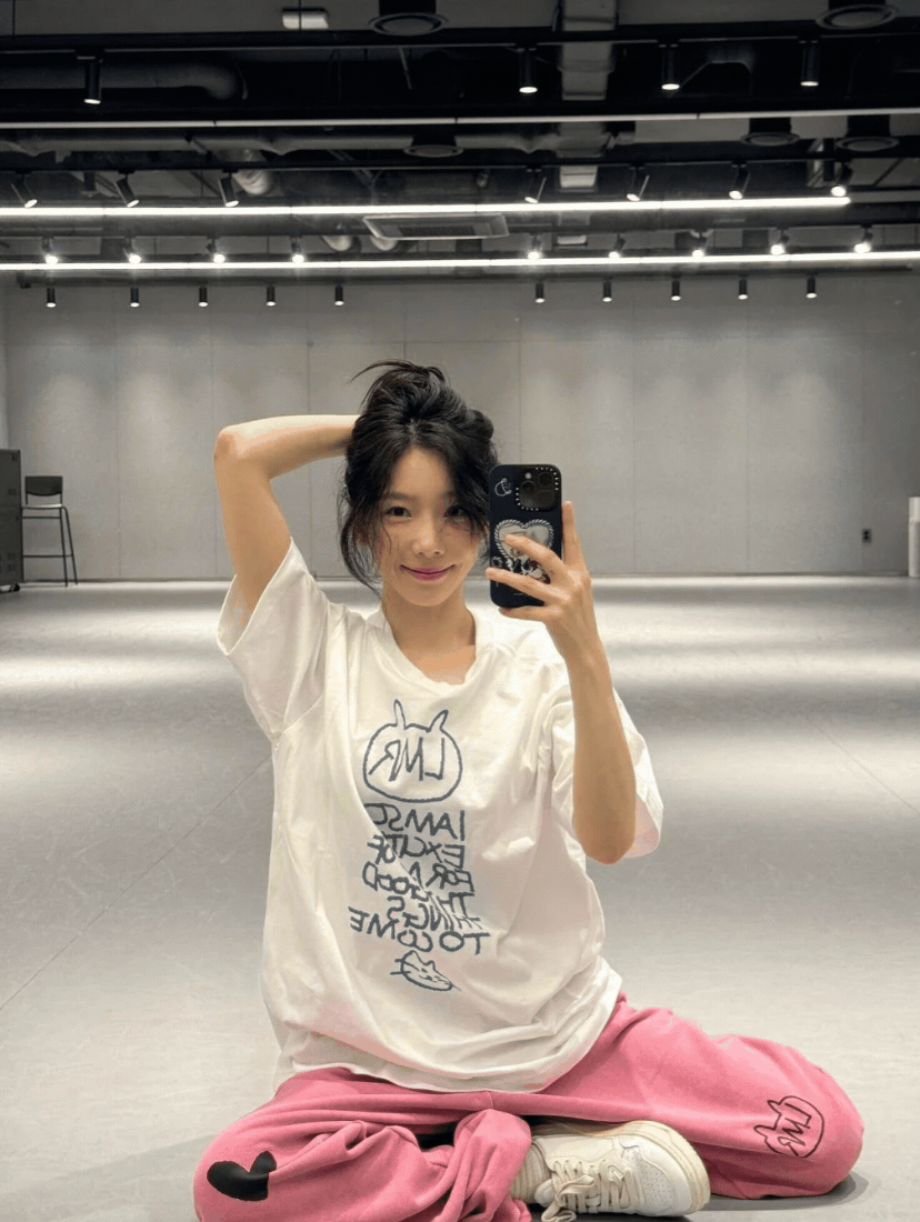 [LMR] Symbol Logo Drawing Lettering T-Shirt - 5 color