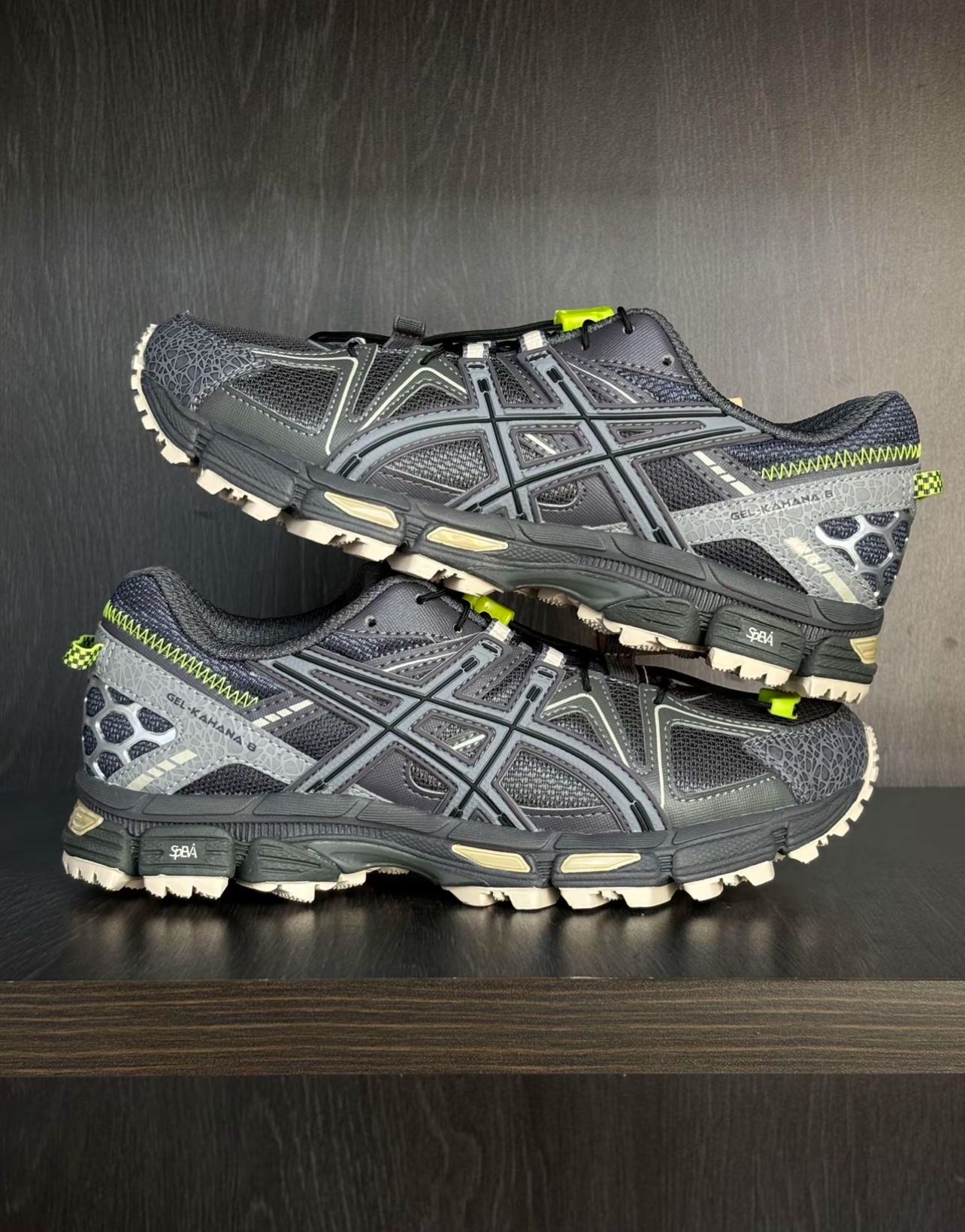 ASICS Gel-Kahana 8 Glacier Grey Grand Shark 1011B109-02