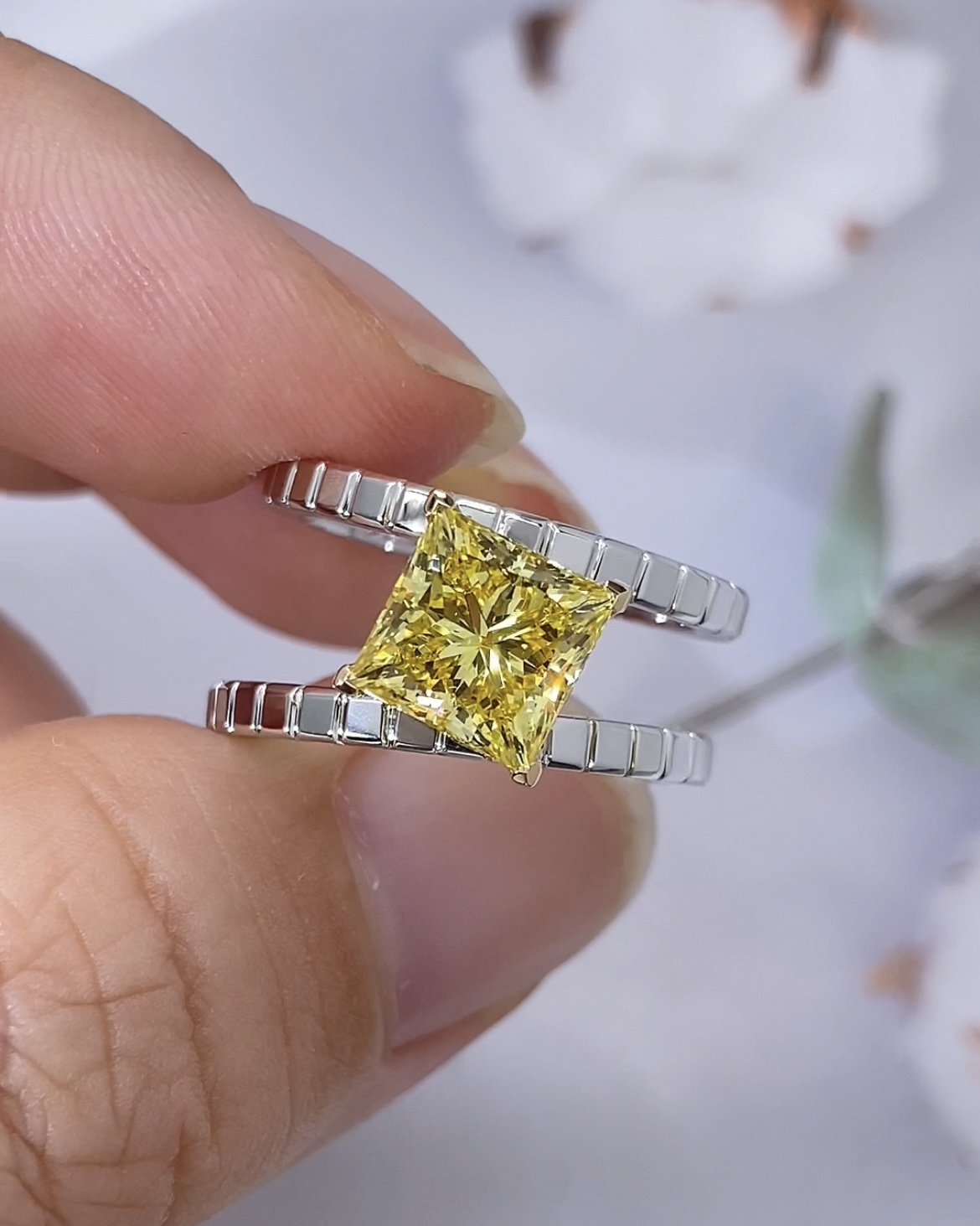 princess cut yellow diamond ring