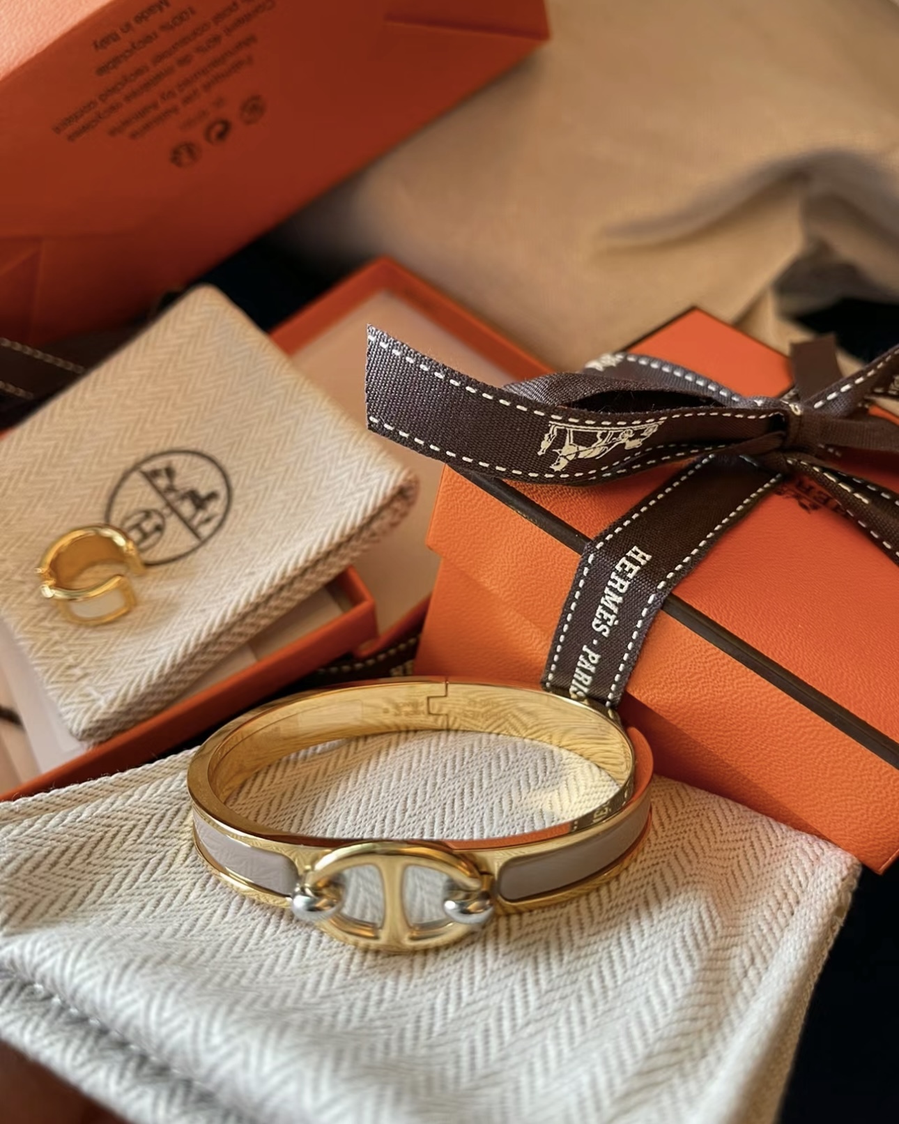 ˹𝐈𝐍 𝐒𝐓𝐎𝐂𝐊!˼ Hermes Mini Clic HH So Black Bracele