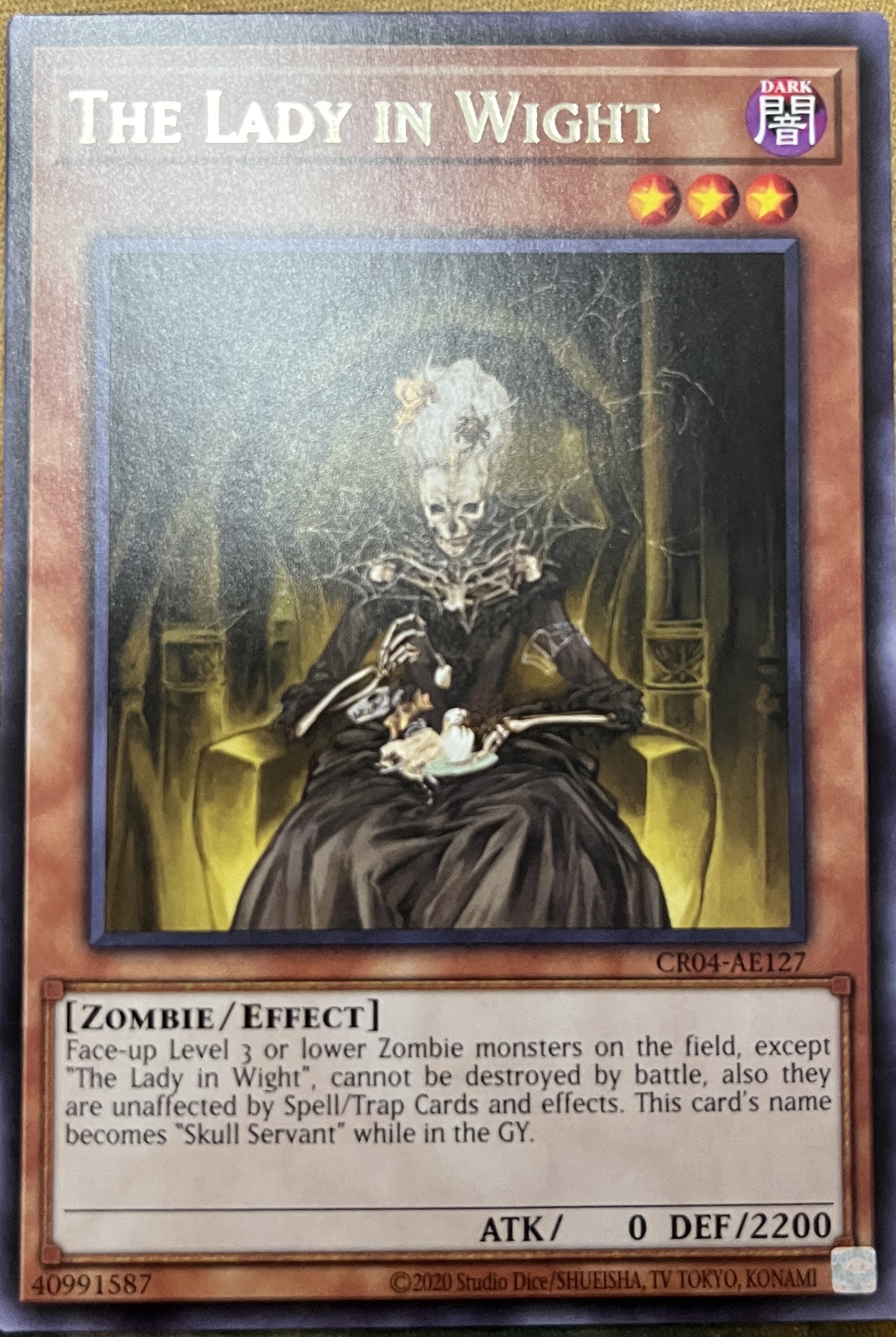 CR04-AE127 (R)The Lady in Wight