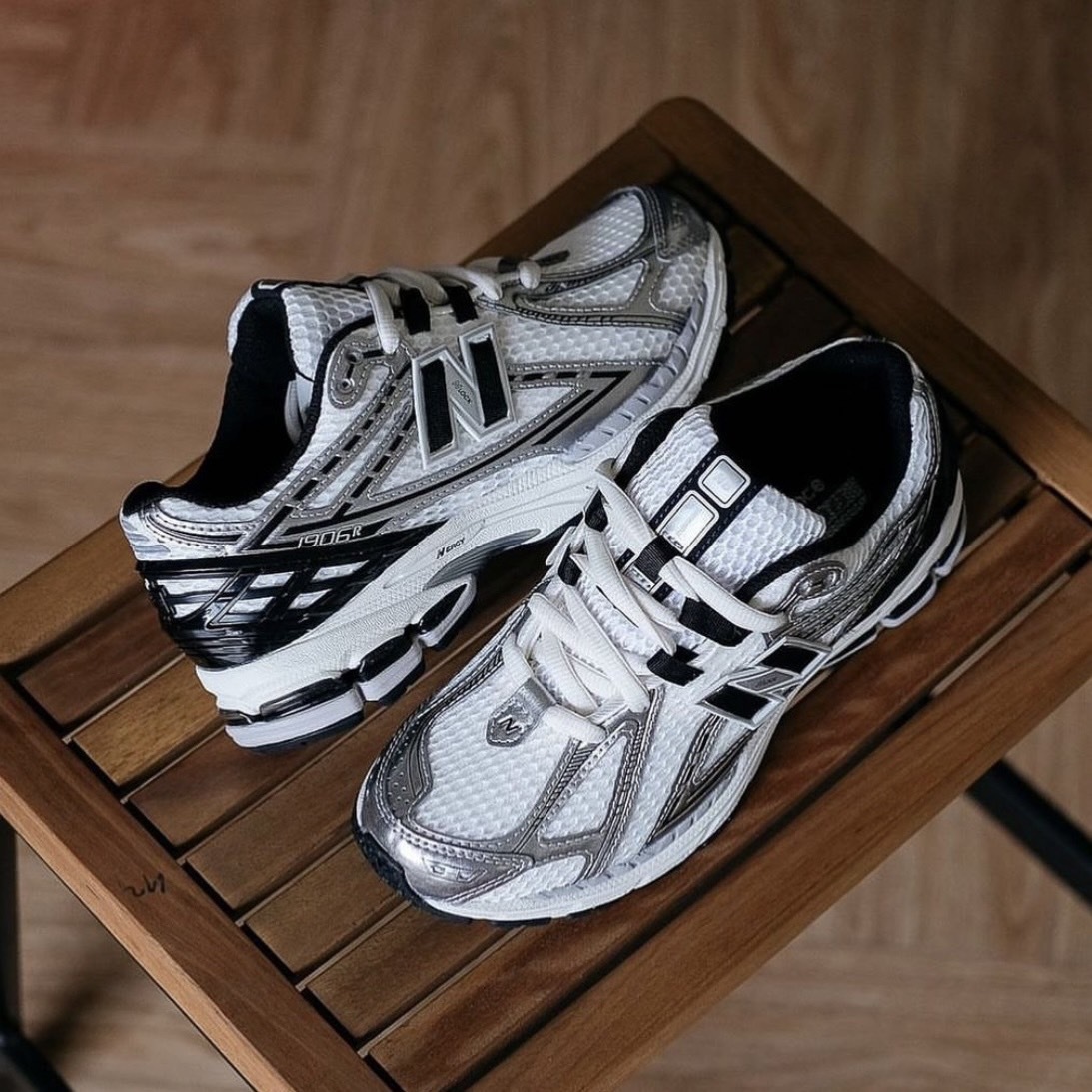 New Balance NB 1906R IU同款 復古 Y2K 奶油 黑銀 M1906RER