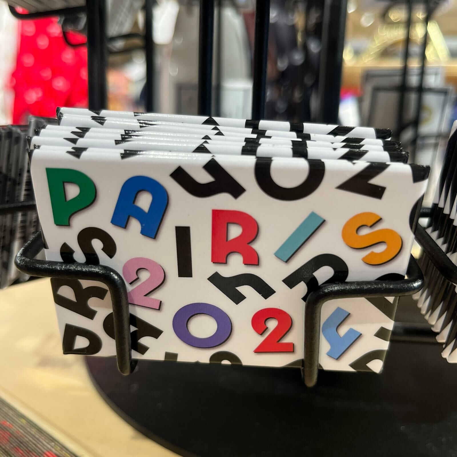 1EU0704-095 OLYMPICS Multicolored magnet from the Paris