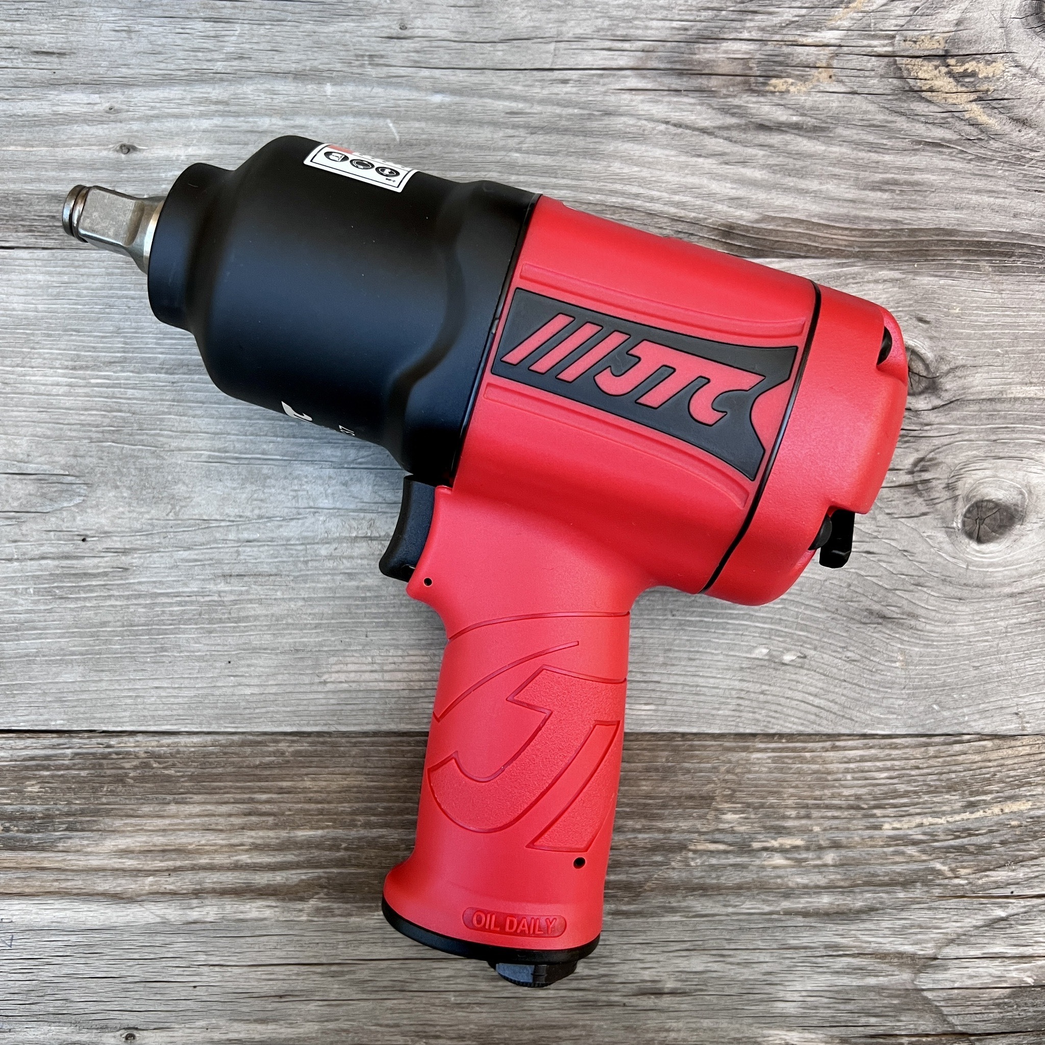 JTC 7238 1/2'' 鋁合金塑鋼氣動扳手 4分 四分 鋁合金 塑鋼 槍型 氣動 板手 扳手 尚未有評價