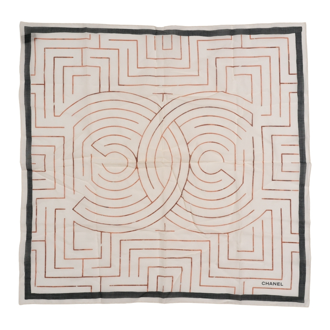 【USED】CHANEL SQUARE SCARF E15599