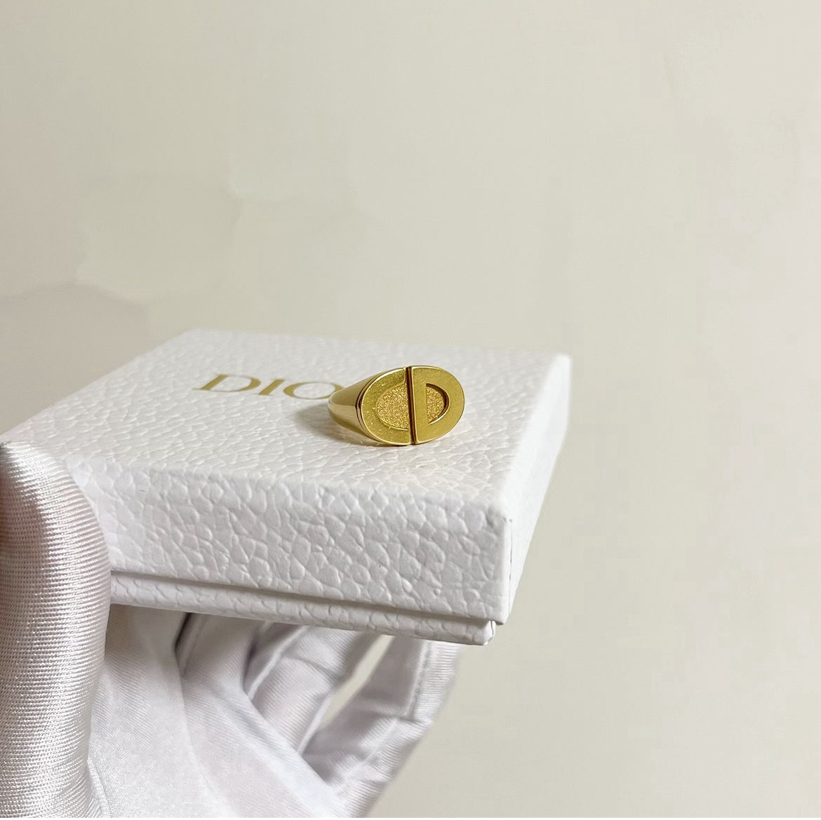 DIO (R) EVOLUTION RING