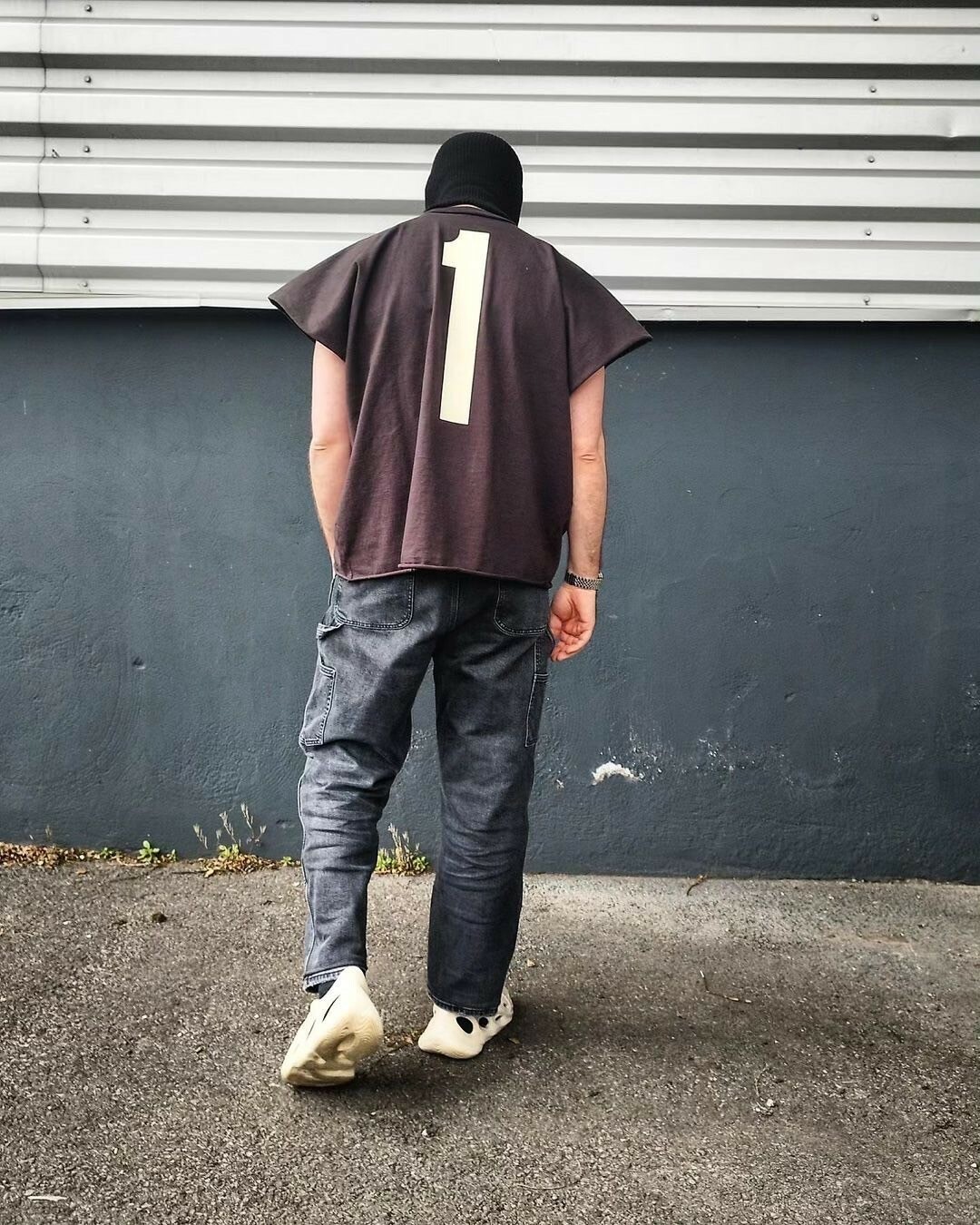 YZY 《VULTURES》Yeezy Kanye 專輯短袖 1 Logo 剪裁款