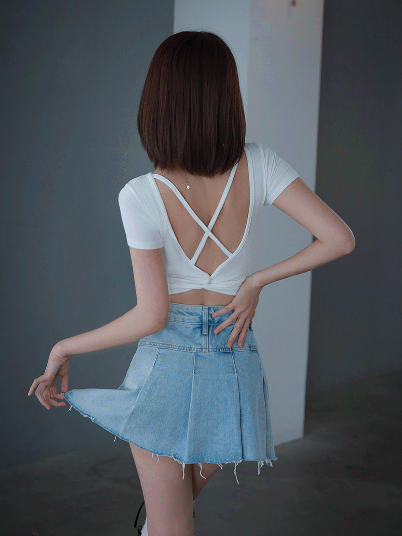 MANDO-夏日出形的小秘密；交叉美背扭結BraTop 三色-小編每人入庫一件🔥 #基本款