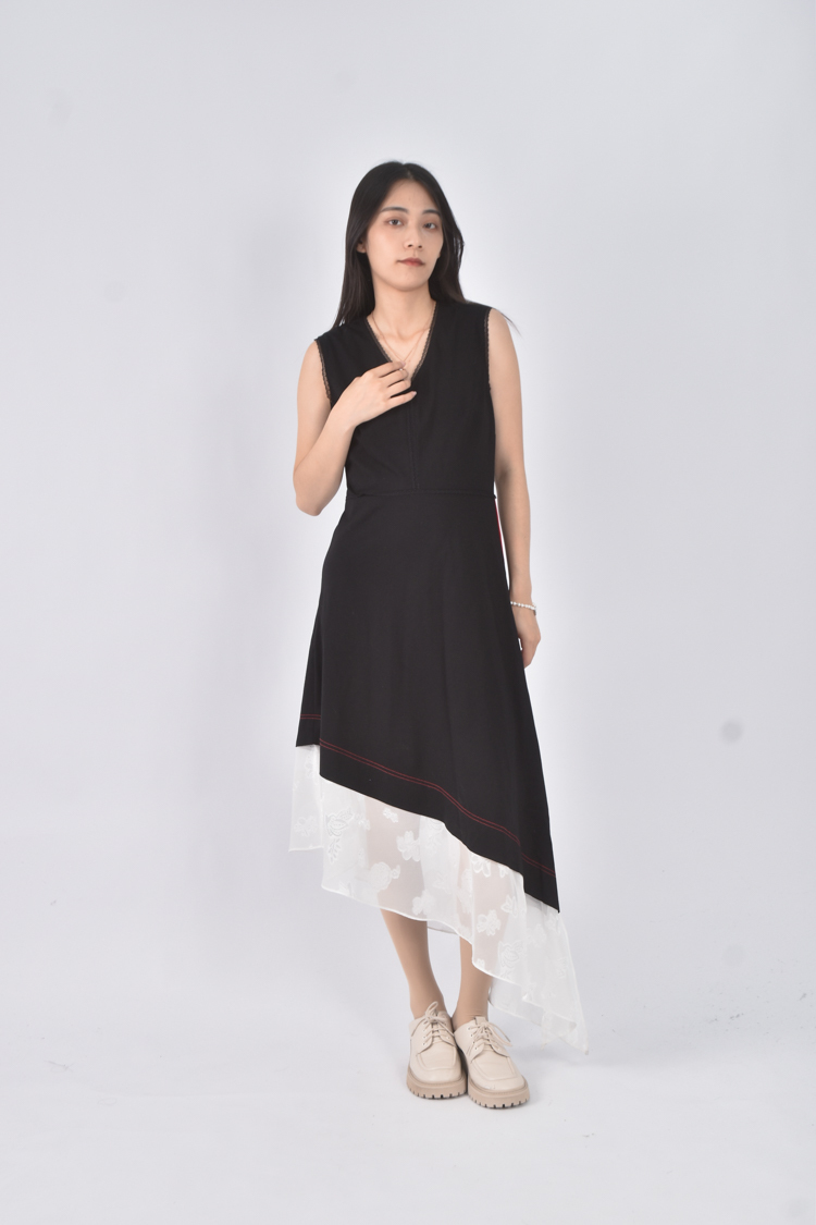 二拾衫-(S) iroo蕾絲無袖雕花黑色洋裝二手衣｜30日無條件退貨