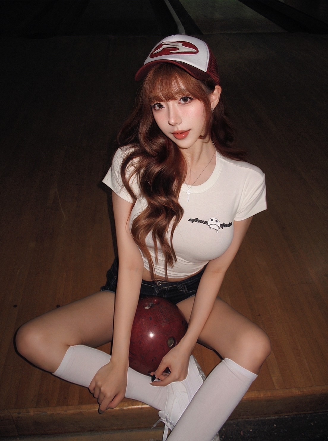 Atonestudio 24ss GIRLS “PUFFER LOGO” CROP TOP